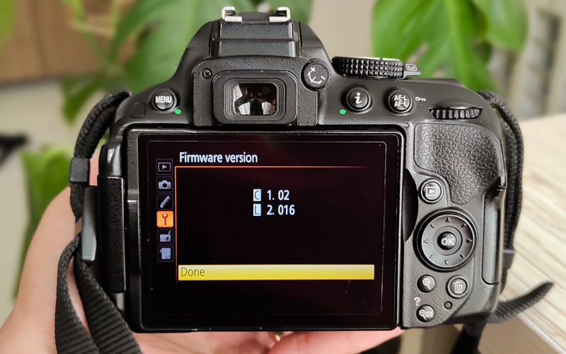 فریمور دوربین (firmware) چیست و چطور آن را بروزرسانی کنیم؟